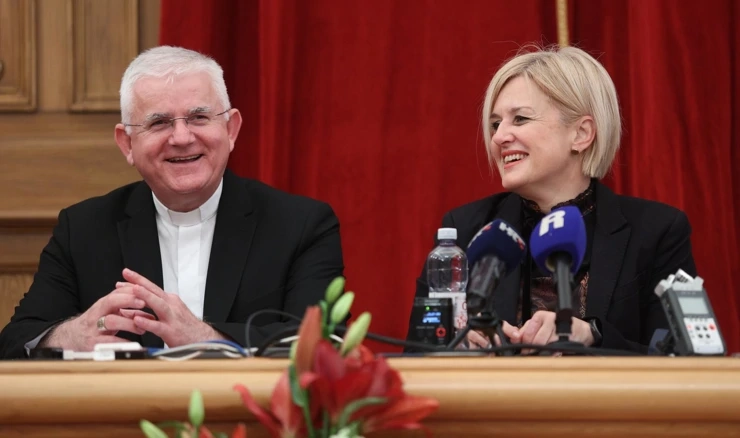 Rinčić osudila korištenje ustaških i nacističkih simbola na procesiji - HRT